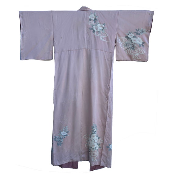 Pale pink silk tsukesage kimono with floral and water… - Gem