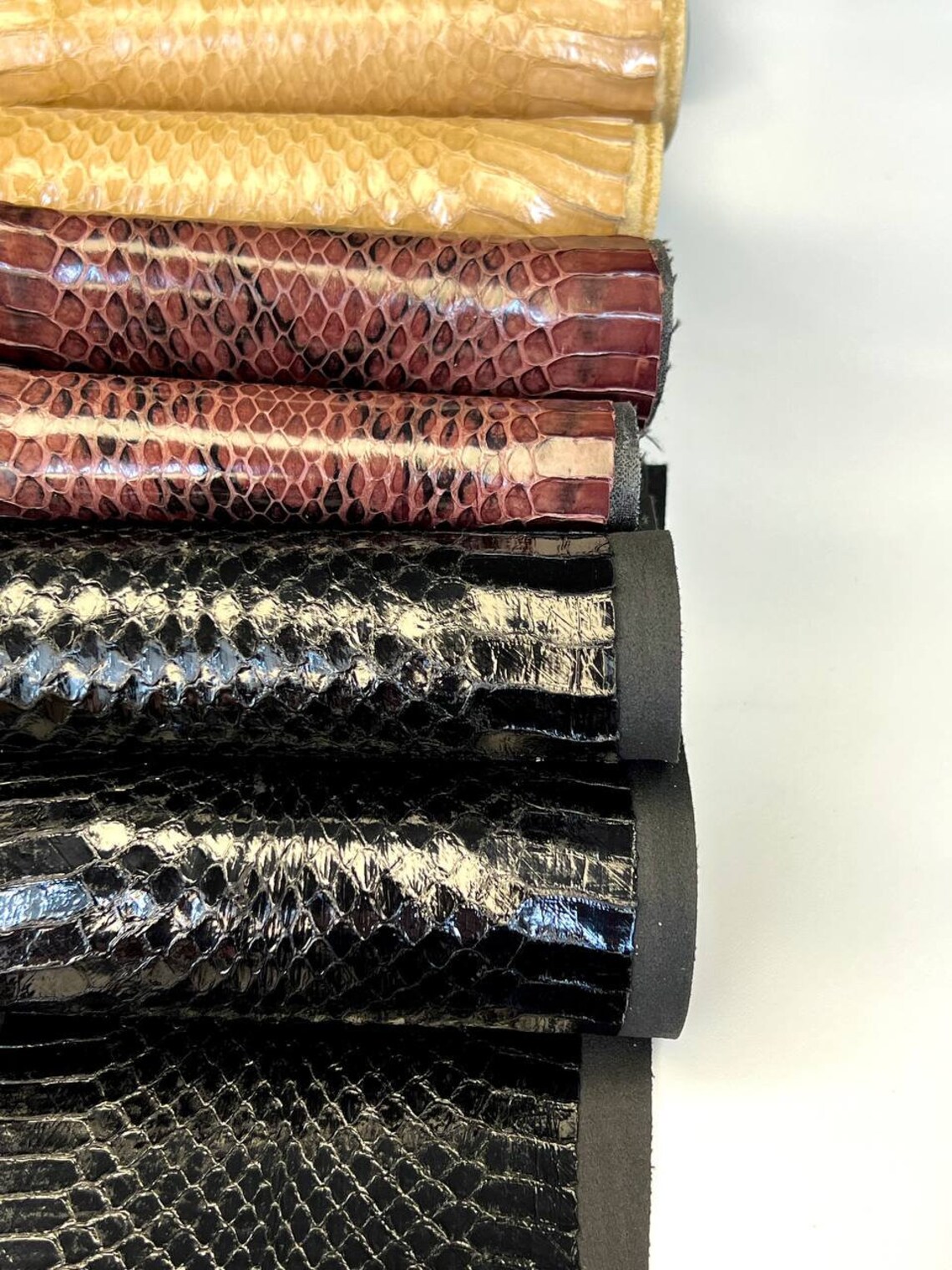 Genuine Black Snake Skin, Beige Snake Skin, Brown Snake Skin From Italy ...