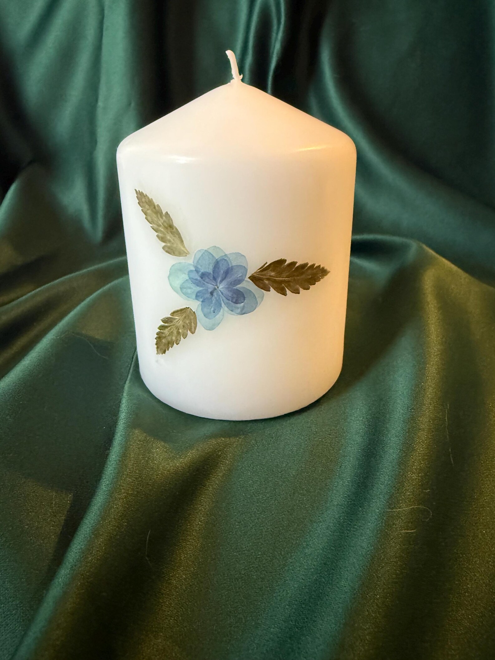 Blue Hydrangeas, Fern & A Touch of Queen Anne Lace. an Unscented ...