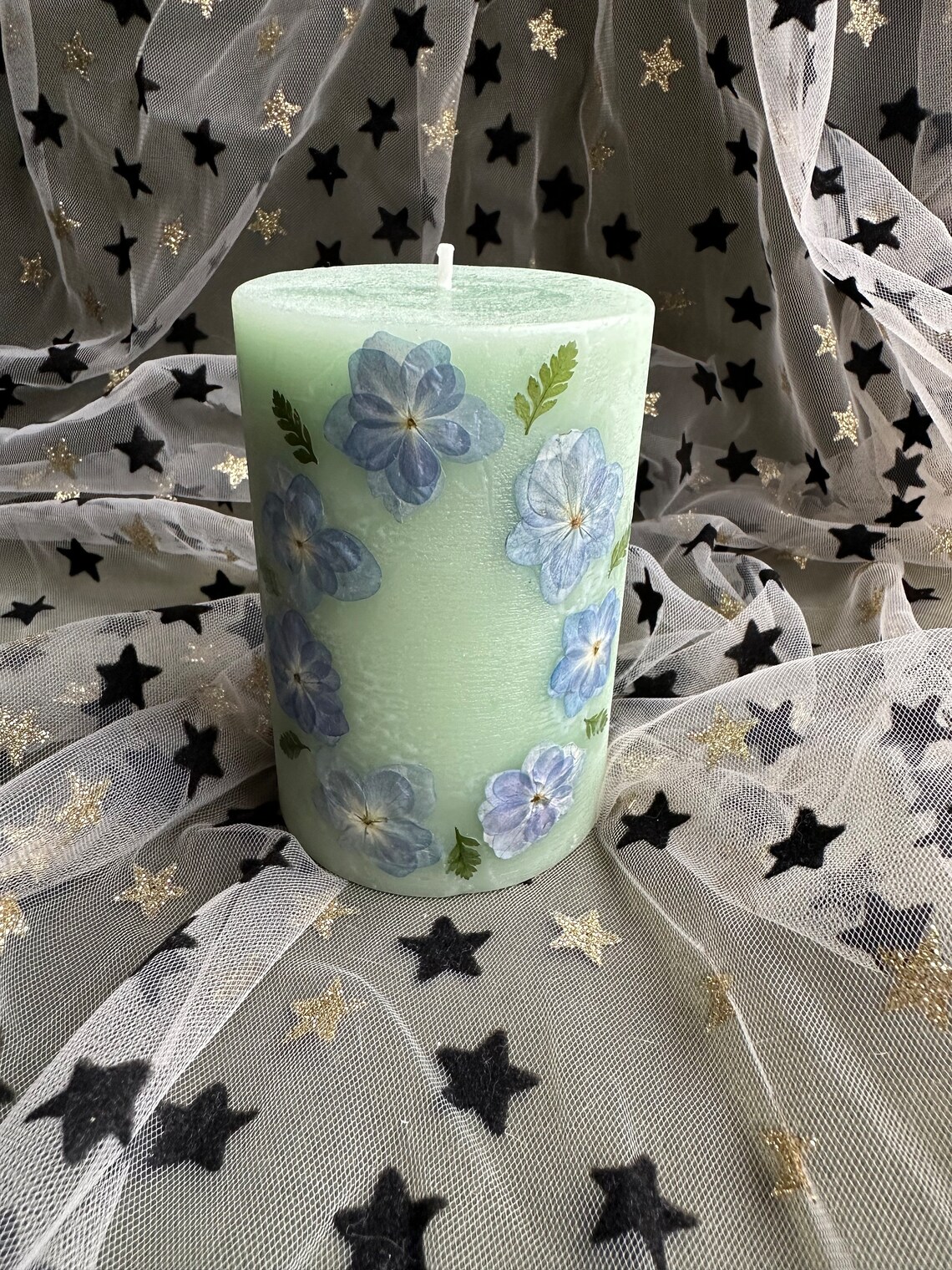 Blue Hydrangeas &light Green Candle . A Scented Pressed Flower Candle ...