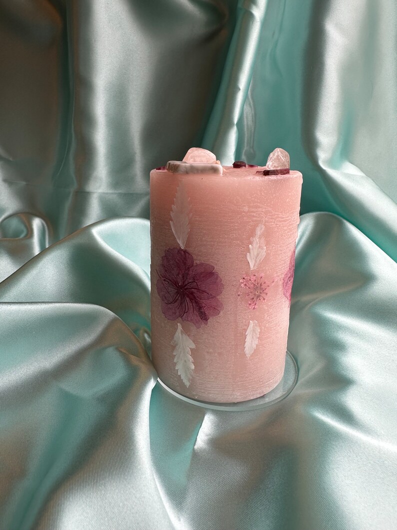 Pretty Pink Cherry Blossoms, Lacy Queen Anne Lace & Bleached White Fern on a Pink Scented Candle ...