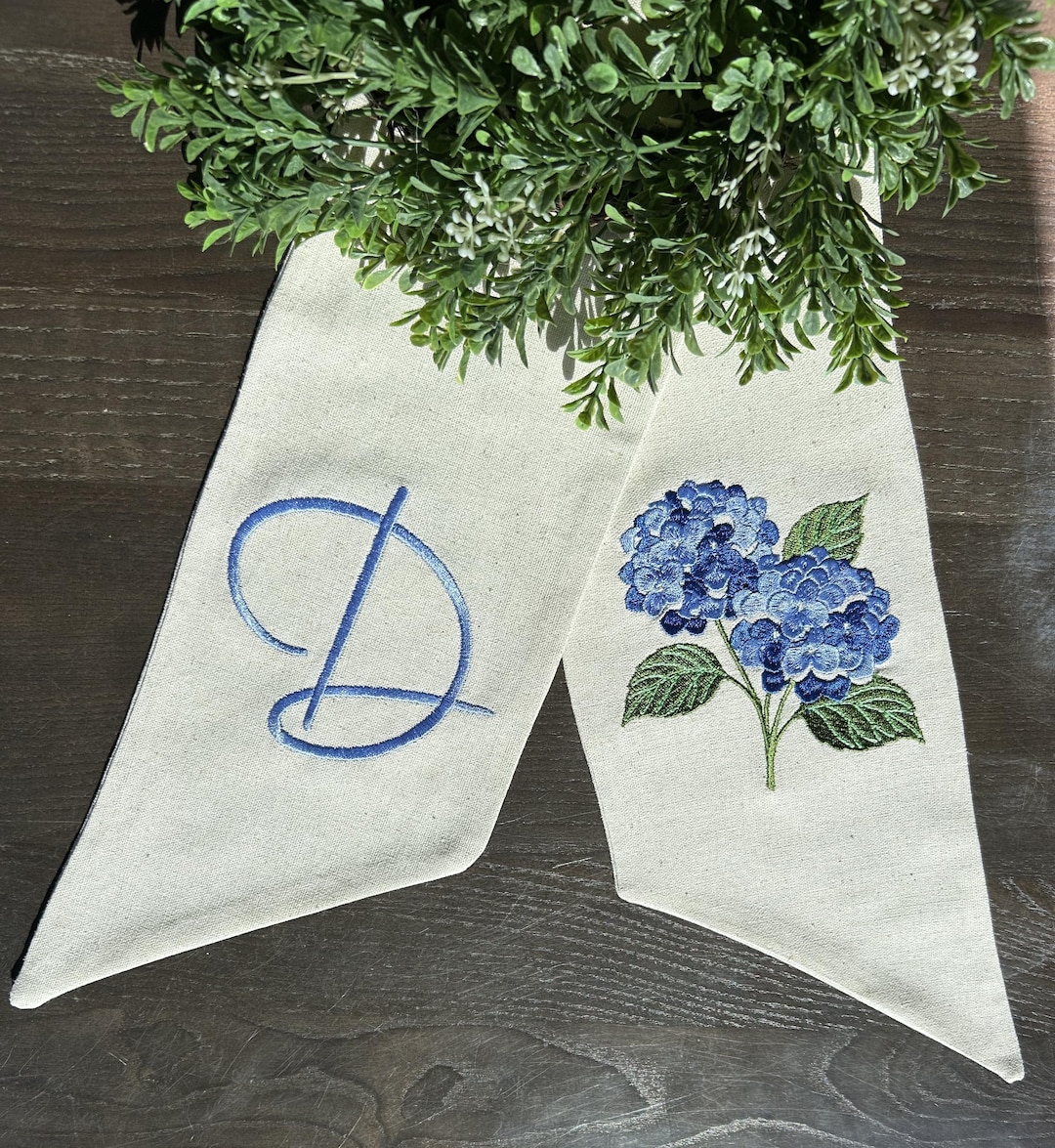 Personalized Linen Front Door Sash, Embroidered Hydrangea Door Decor - Etsy