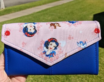 Snow White Wallet - Etsy