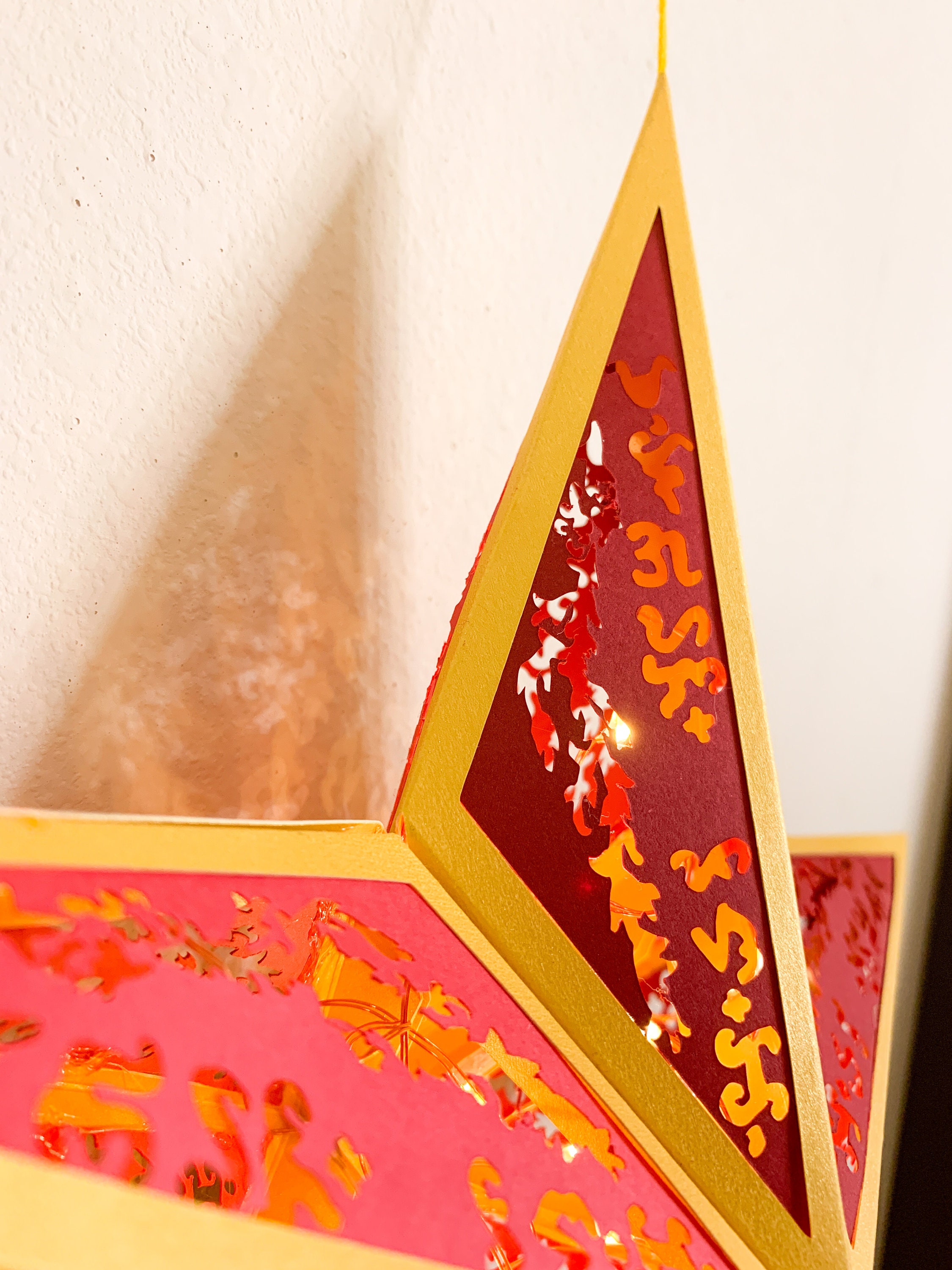 Lighted Filipino Christmas Parol Paneled 2ftx1ft Red/gold, Intricate ...