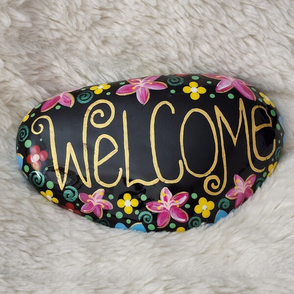 Rainbow Painted Rock - Etsy