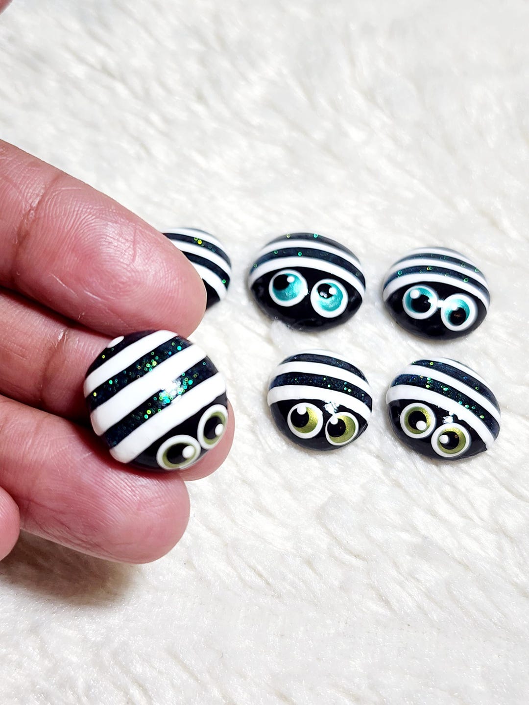 Mini Painted Bugs, Painted Rocks, Garden Rocks, Nature Lover Gift ...