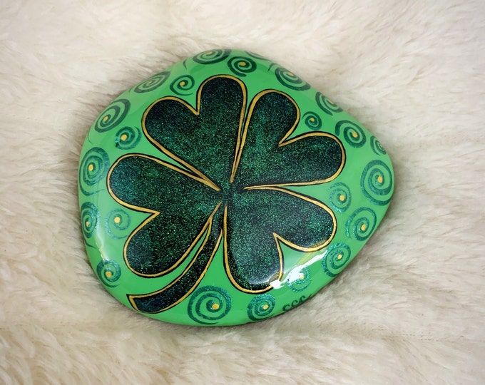 Shamrock, Painted Rock, Good Luck Clover, Kindness Rock, St Patrick's ...