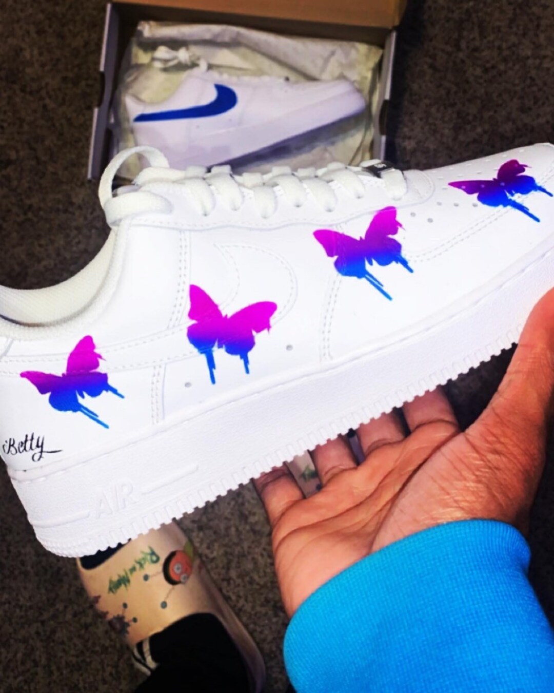 Custom Sneaker | Sneakers & Athletic Shoes | Dripping Butterfly Custom ...