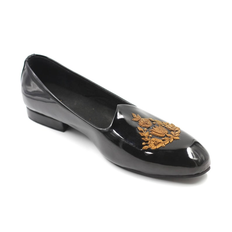 Handmade Black Vegan Leather Mojdi Shoes, Zardozi Embroidered Loafers ...