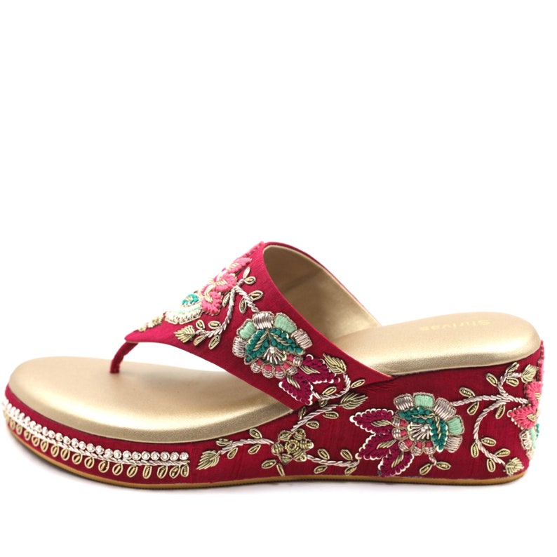 Embroidered Indian Bridal Wedges: Pink Velvet Zardozi Art Shoes - Etsy