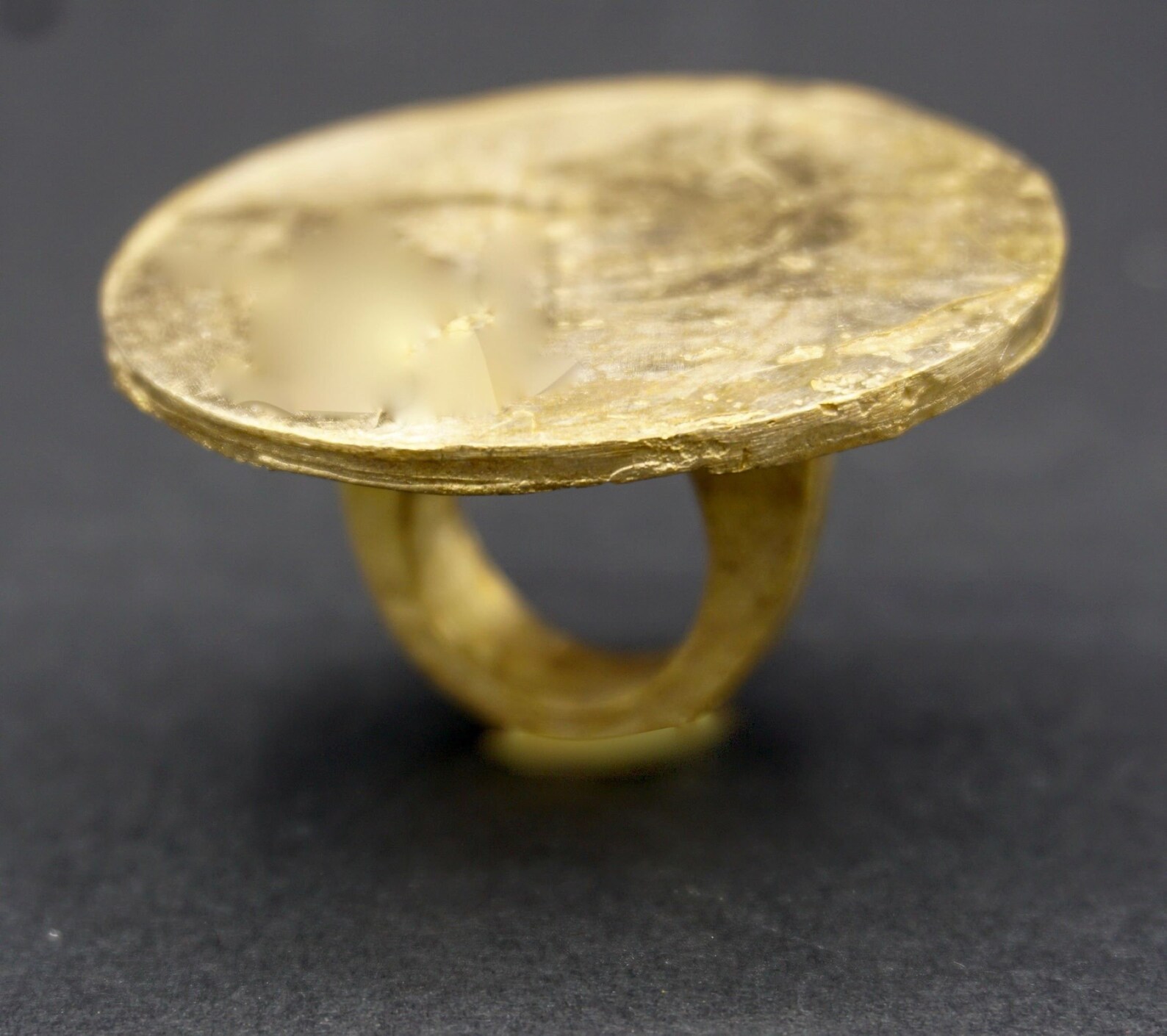Circular Flat Top Statement Rings, Signet Ring With a Rounded Top ,huge ...