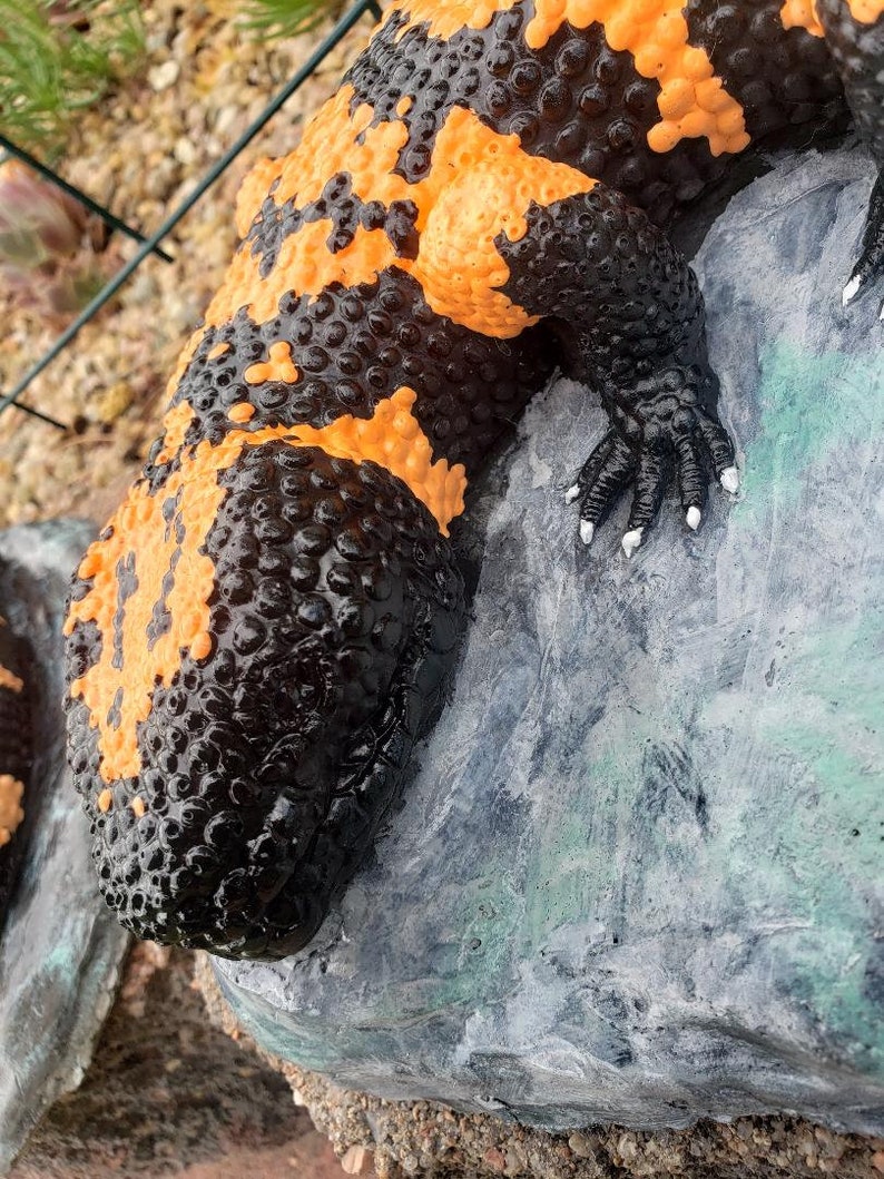Gila Monster Garden Statue - Etsy