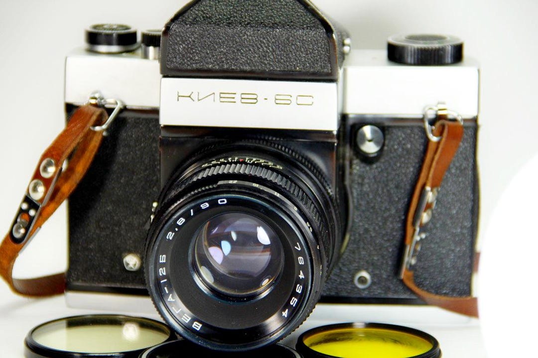 Kiev-6c Soviet Camera Medium Format 6x6 SLR, TTL Lens Vega-12b 2.8 / 90 ...