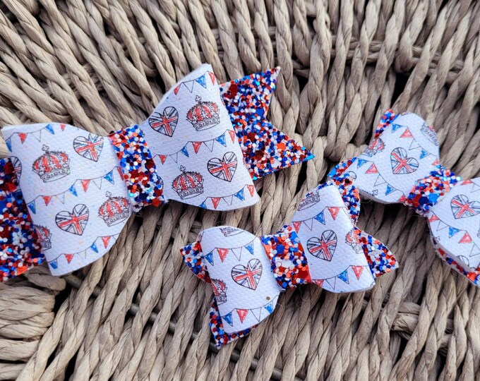 Jubilee Bunting Bow, Red White and Blue, Platinum Jubilee, Jubilee Bow ...