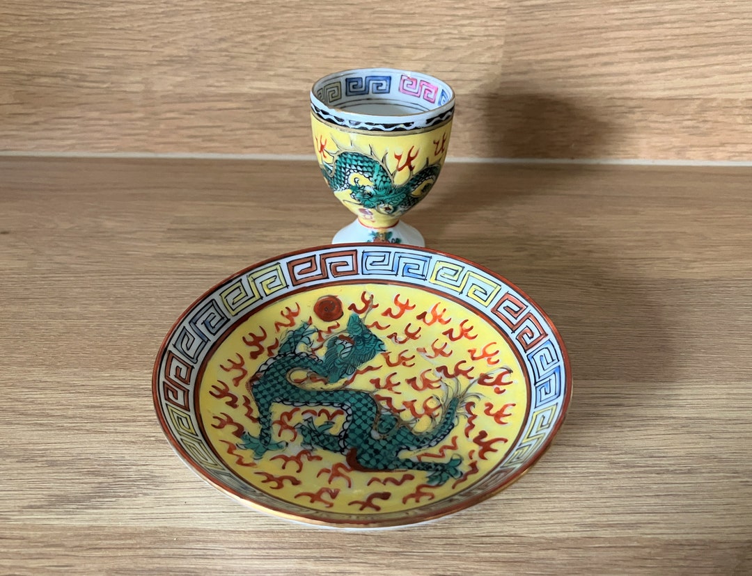 Yuet Tung Hong Kong Egg Cup and Matching Saucer/finger Bowl Green ...