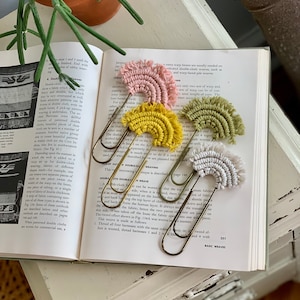 The Perfect Macramé Bookmark - Etsy