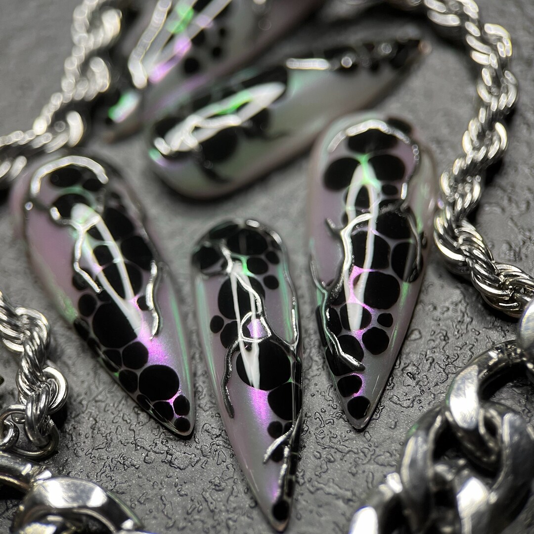 CIRCE Pale Pink, Green & Black Iridescent + Silver Chrome Animal Snake ...