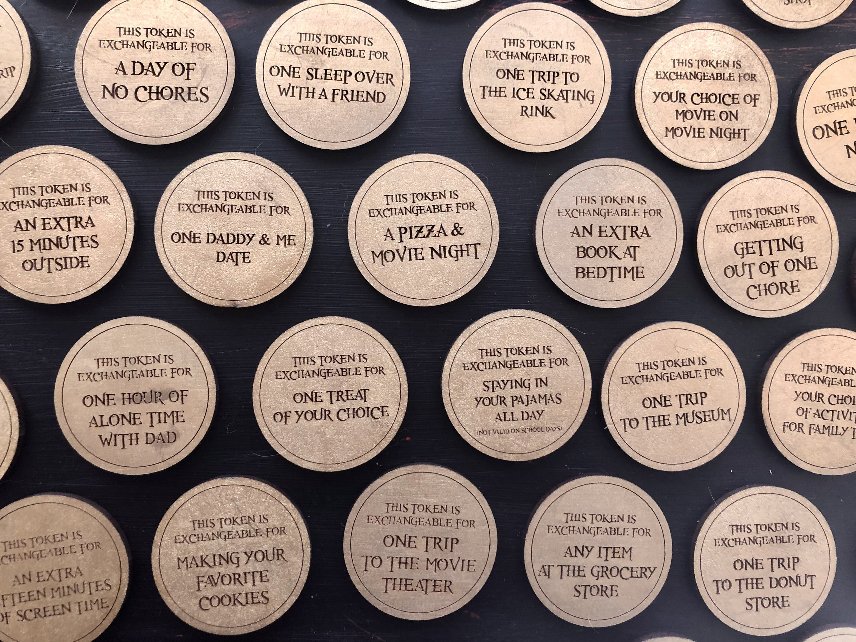 Low Cost Reward Tokens | Winter Farmhouse Decor | Advent Easter ...