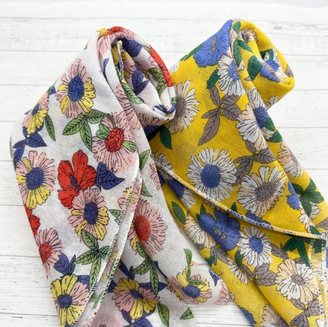 Daisy Print Cotton Gauze Scarf,cotton Bandana, Gift Scarf, Chemo Scarf ...