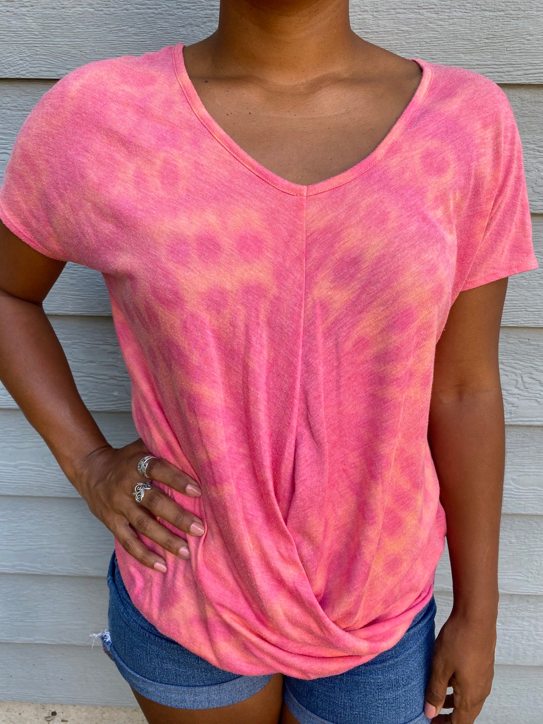 Pink, Bleach Dyed V-neck T-shirt Size M - Etsy
