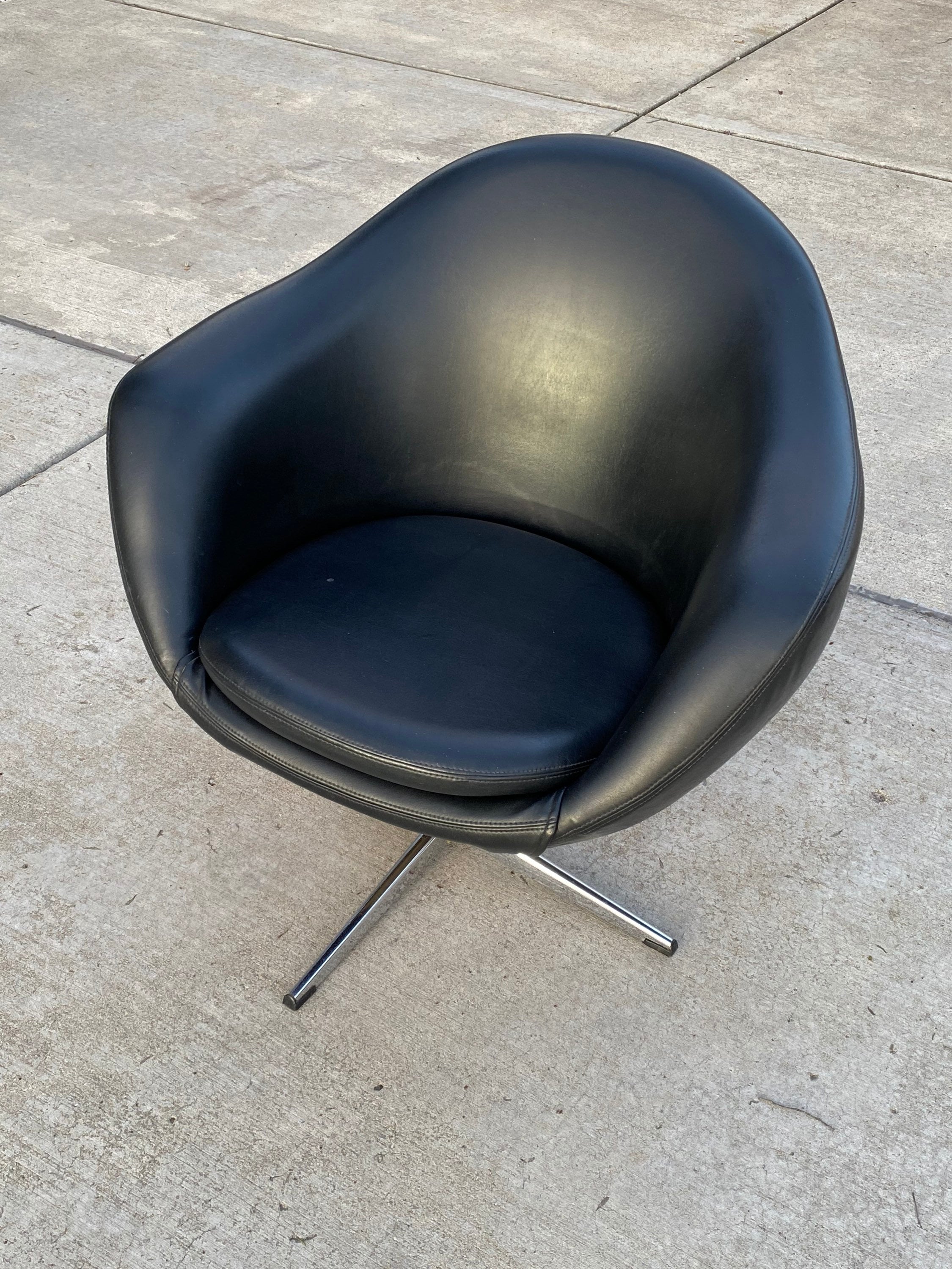 Overman Pod Lounge Chair - Etsy