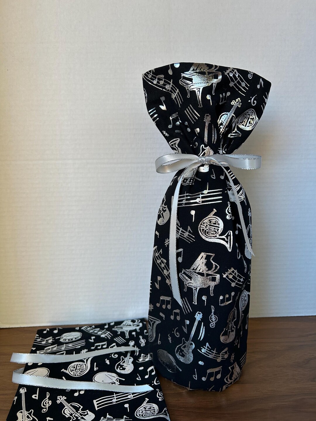 Musical Silverynotes and Instruments Wine Bottle Gift Bags/hostess Gift ...