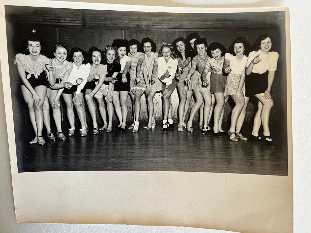 Vintage 1940s Chorus Girls Dance Class Grouo Photo Elizabeth New Jersey ...