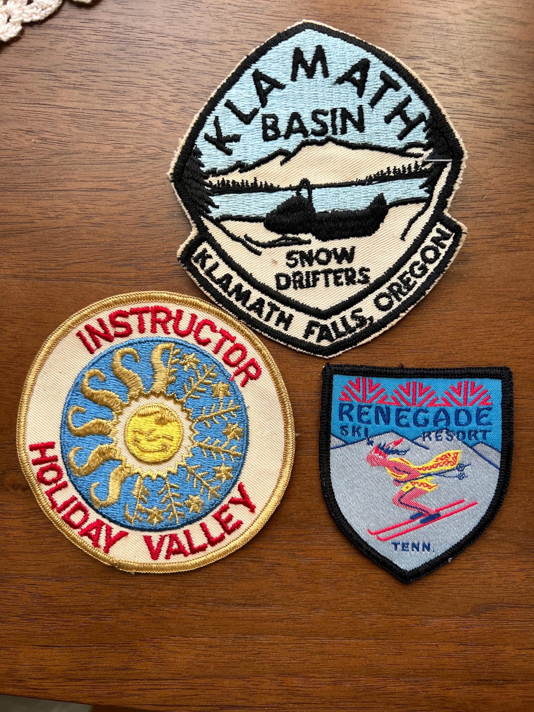 Vintage Ski Lodge Patches Mid Century Patches Klamath Oregon Renegade ...