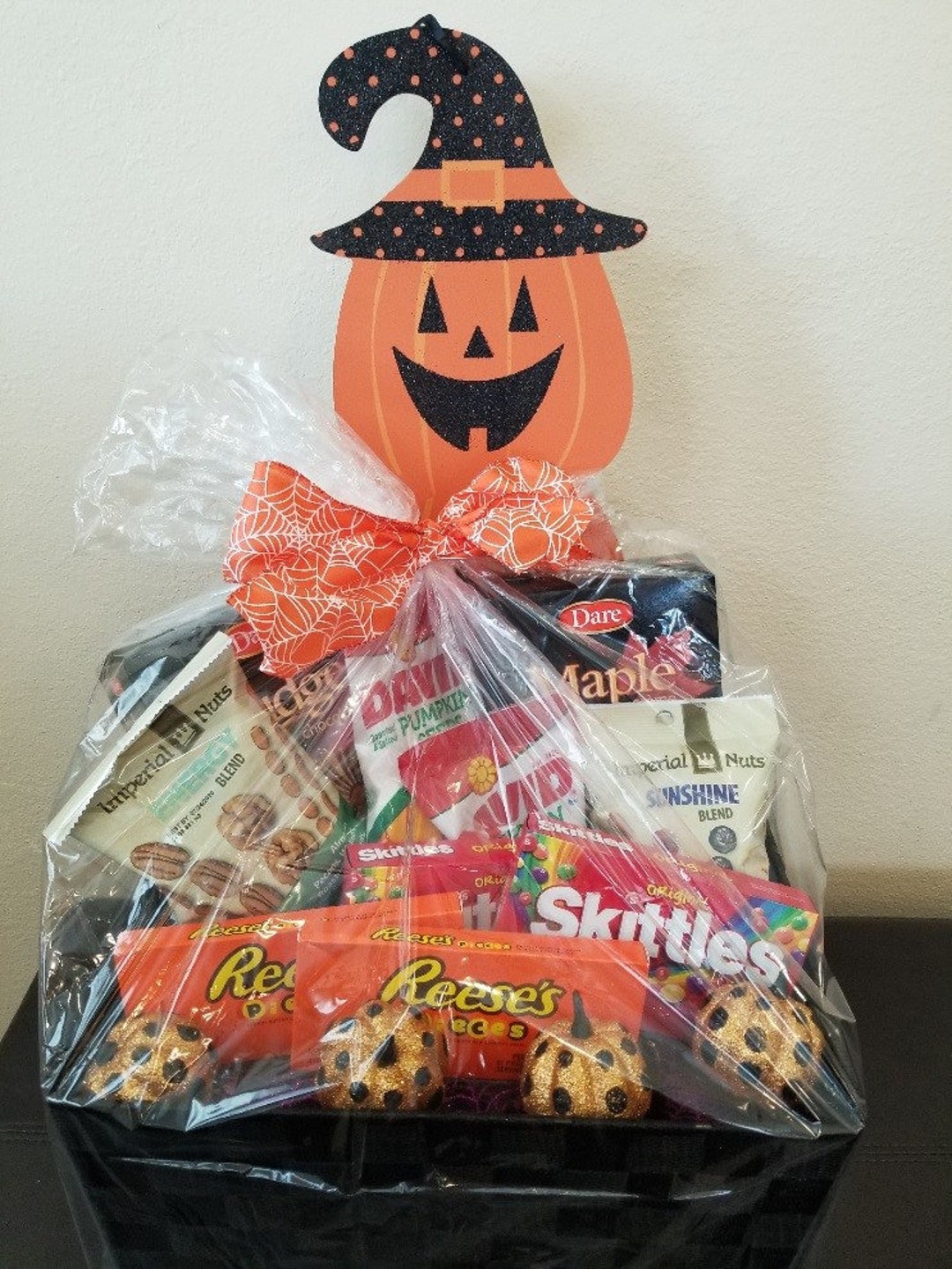 Halloween Boo Gift Basket New Years Eve Gift Holiday Basket ...