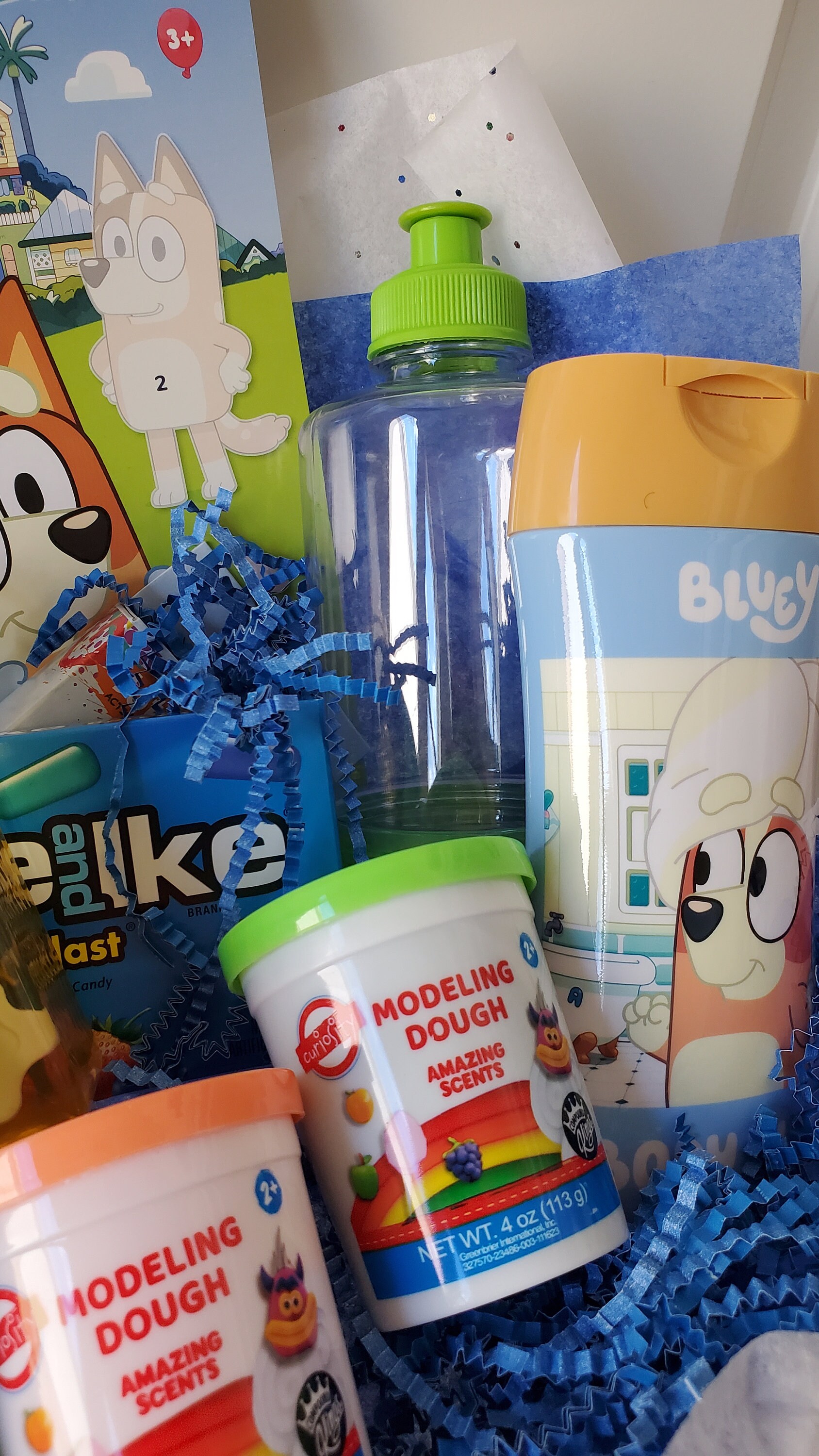 Bluey Activity Box With Name | Bluey Cartoon | Coloring, Play-doh ...