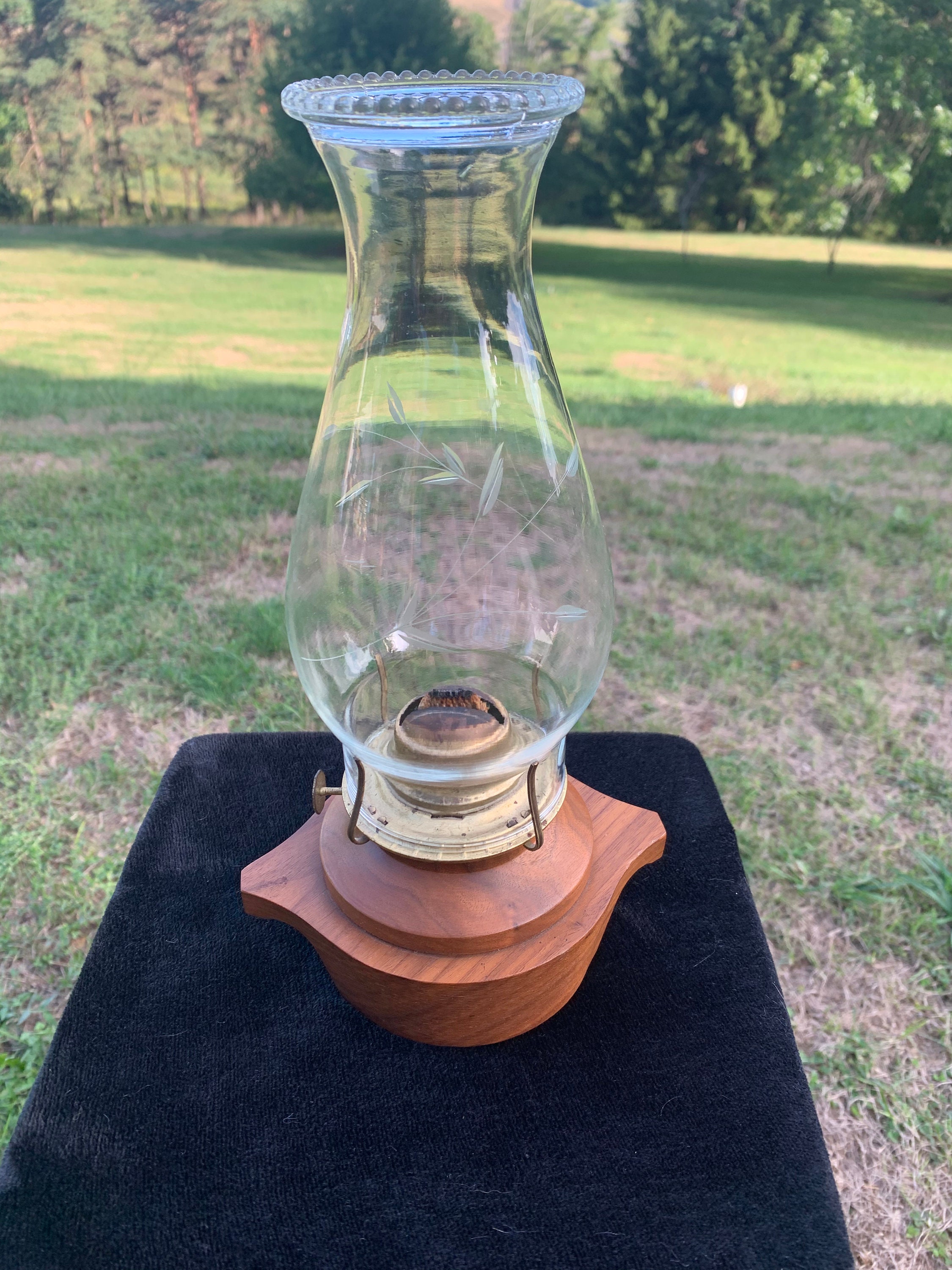 Large Vintage Eagle Glass Oil Lamp Wooden Base - Etsy