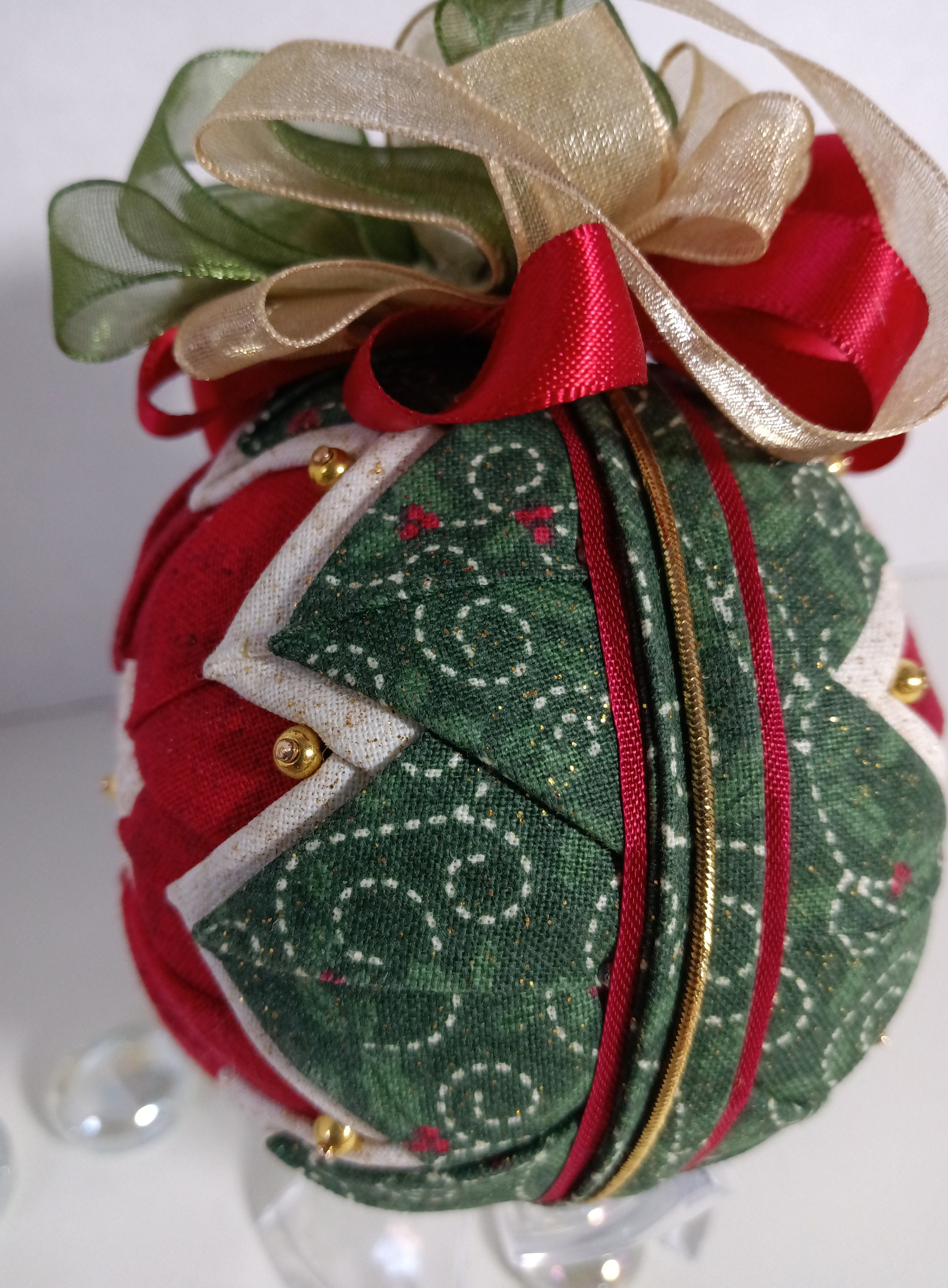 Christmas Ornament of Red and Green - Etsy