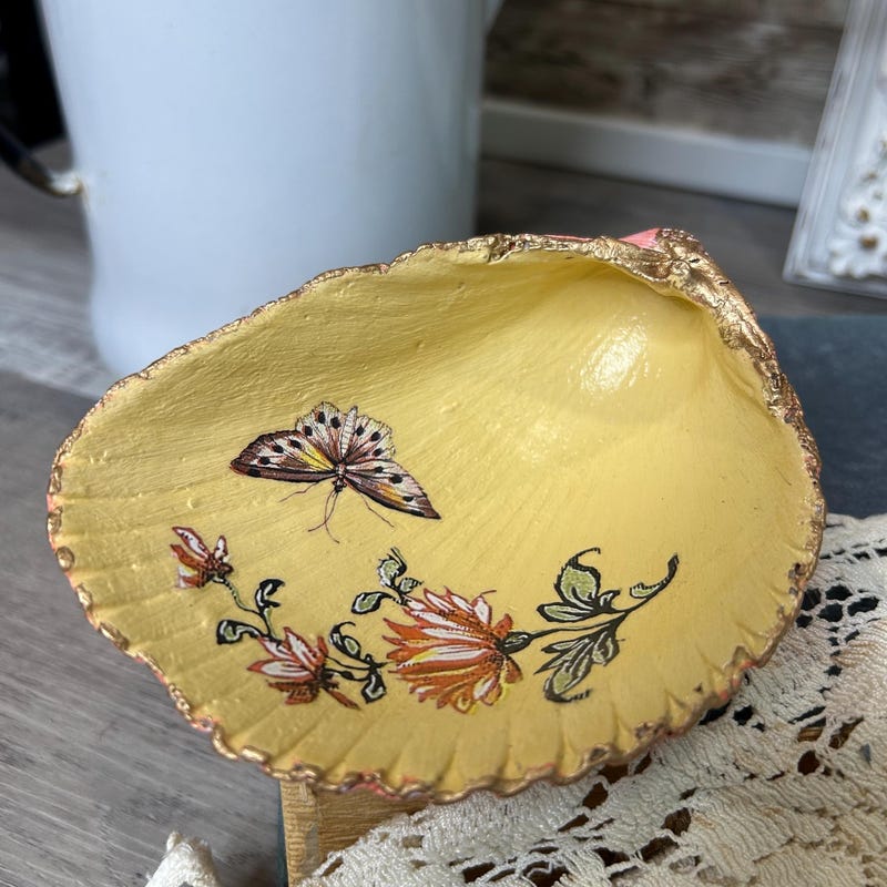 Painted Clam Shell - Etsy