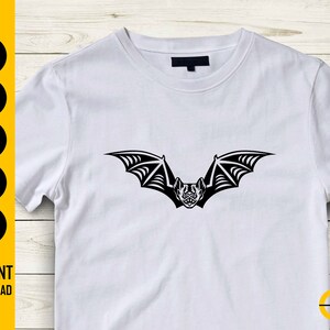 Vampire Bat SVG | Spooky Halloween Animal Sticker Wall Art Decor ...