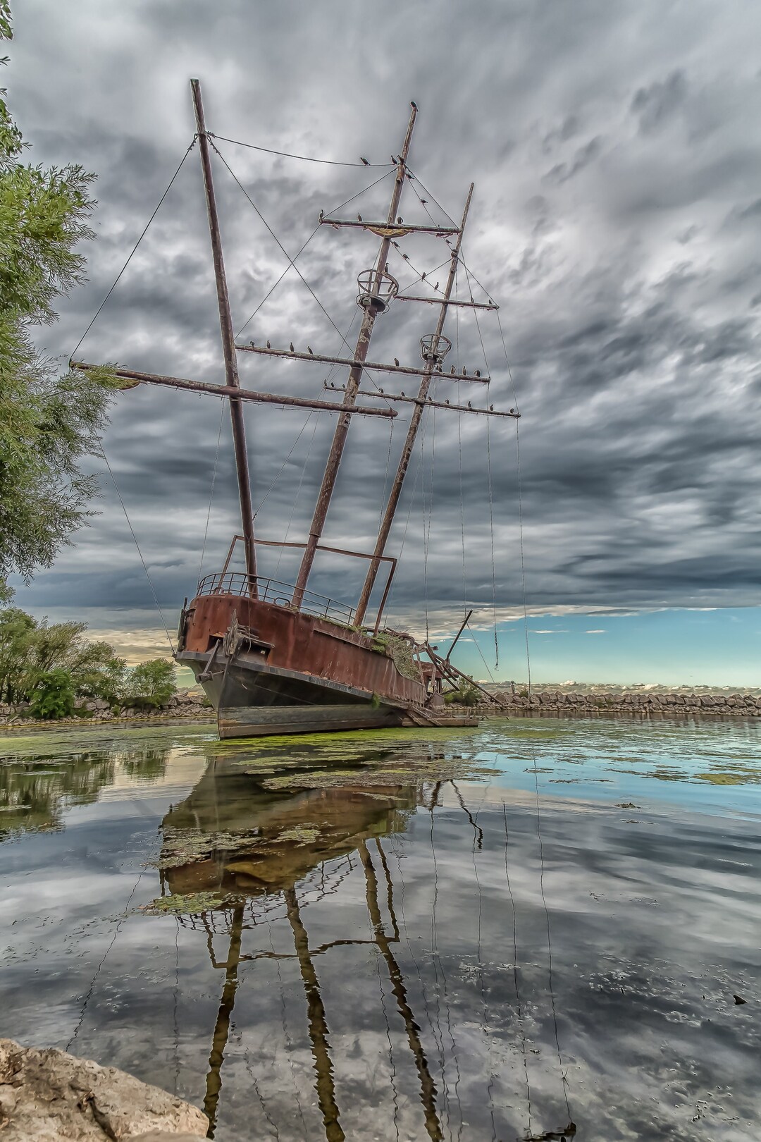 Old Rusty Ship | Reflection | Pirate Ship| Rusty Ship With Masts ...