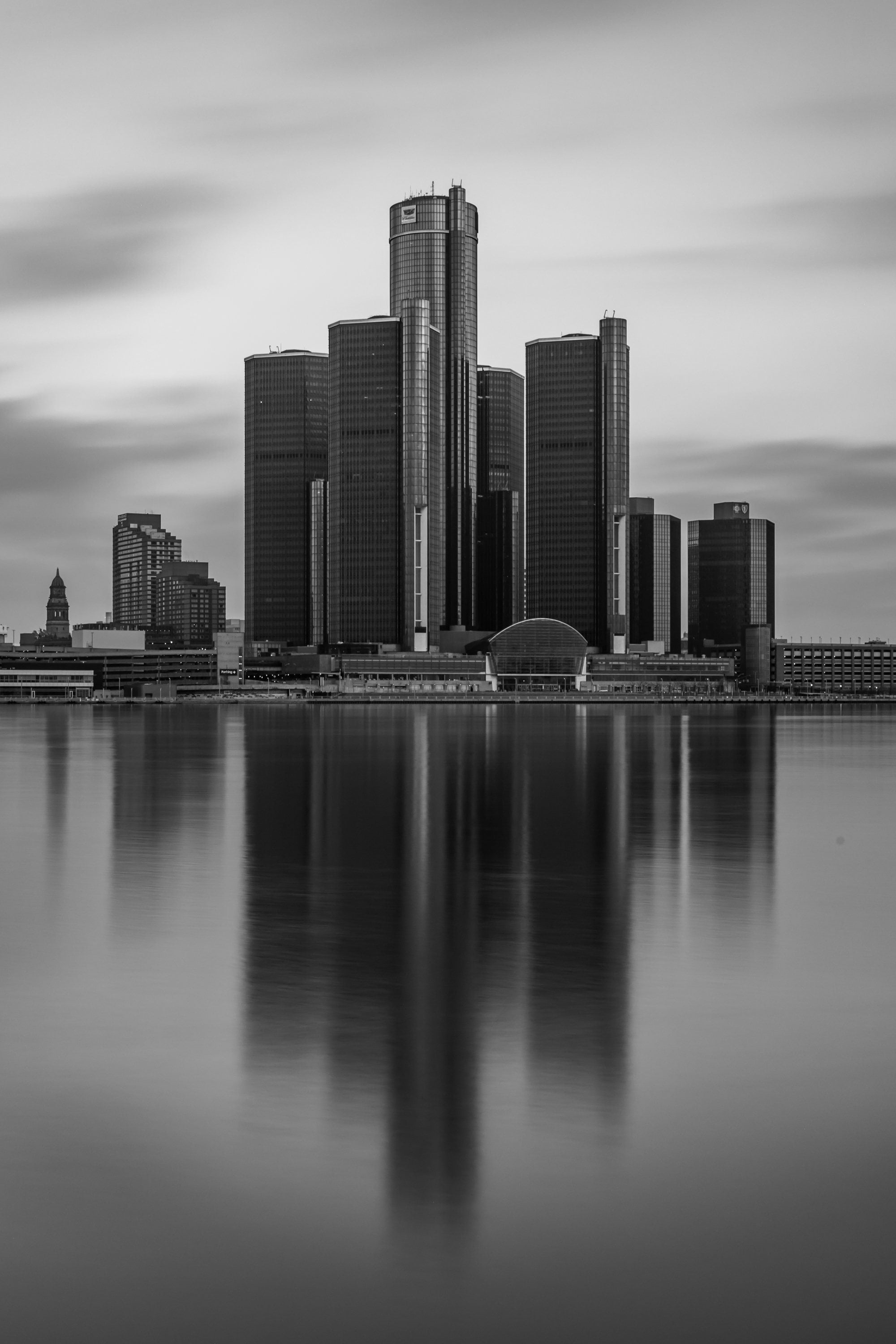 Detroit Skyline | Skyline | Detroit | Black and White Photo | Renaissance Centre | Reflection ...