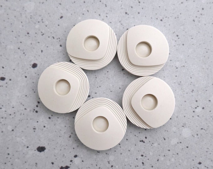 Carved White Shanks, 28mm 1-1/8 Inch - Warm White Geometric Deco Coat ...