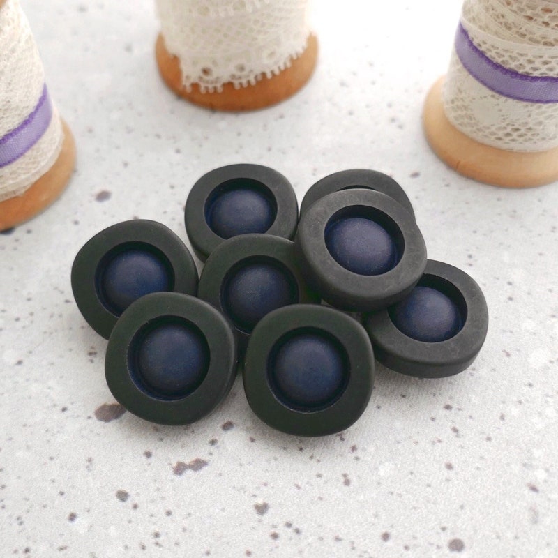 Retro Buttons - Etsy