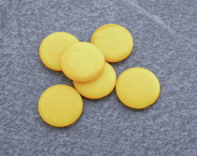 Tangy Yellow Buttons, 22mm 7/8 Inch - Satin Marble Lemon Curd Yellow ...