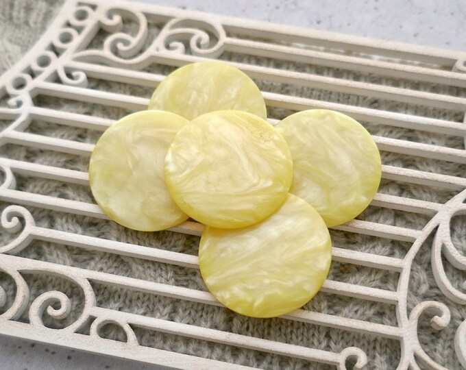 Swirled Yellow Buttons, 29mm 1-1/8 Inch - Glossy Light Gold Yellow Coat ...