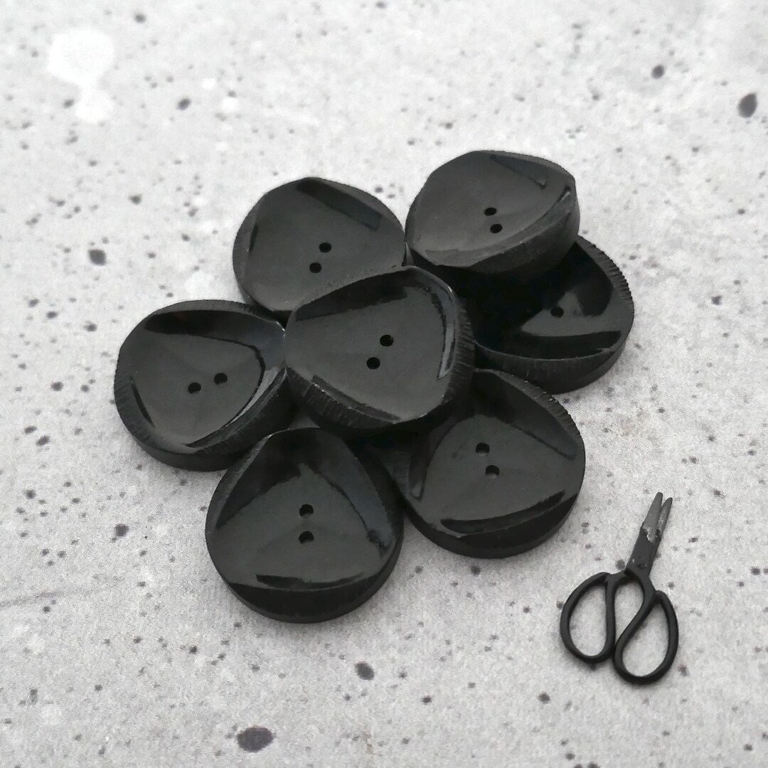 Modern Black Buttons, ≈24mm 1 Inch - Black-lacquered Triangulated ...