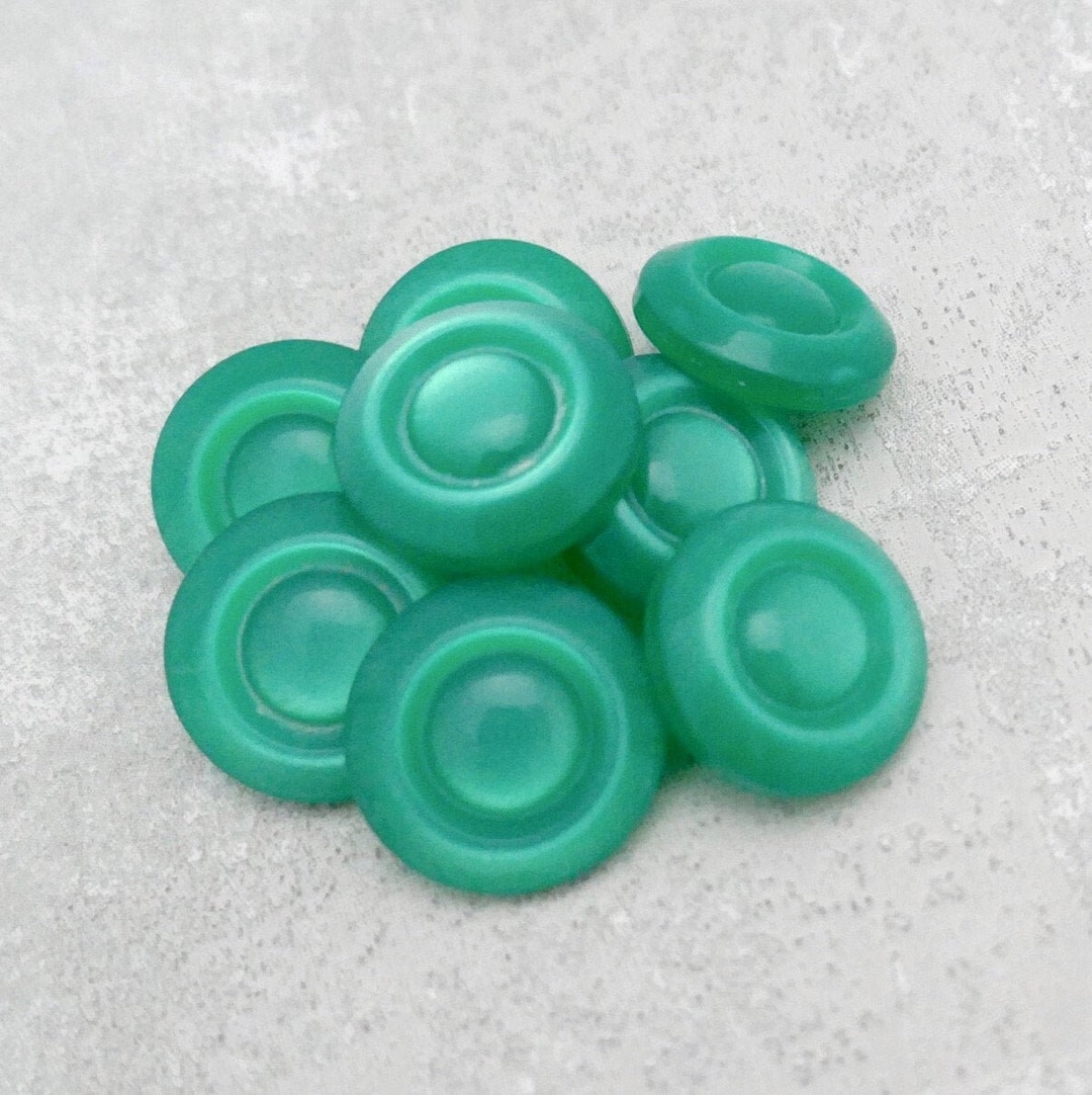 Lucite Green Buttons 18mm .71 Inch Luminous Lagoon Green - Etsy UK