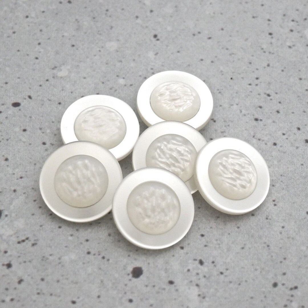 Mod White Buttons, 21mm 7/8 Inch White Retro Dome Buttons W ...