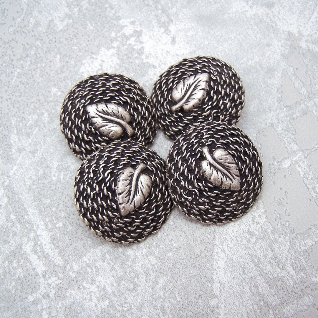Woodland Leaf Buttons, ≈28mm 1-1/8 Inch - Ant. Silver Metal Shank ...