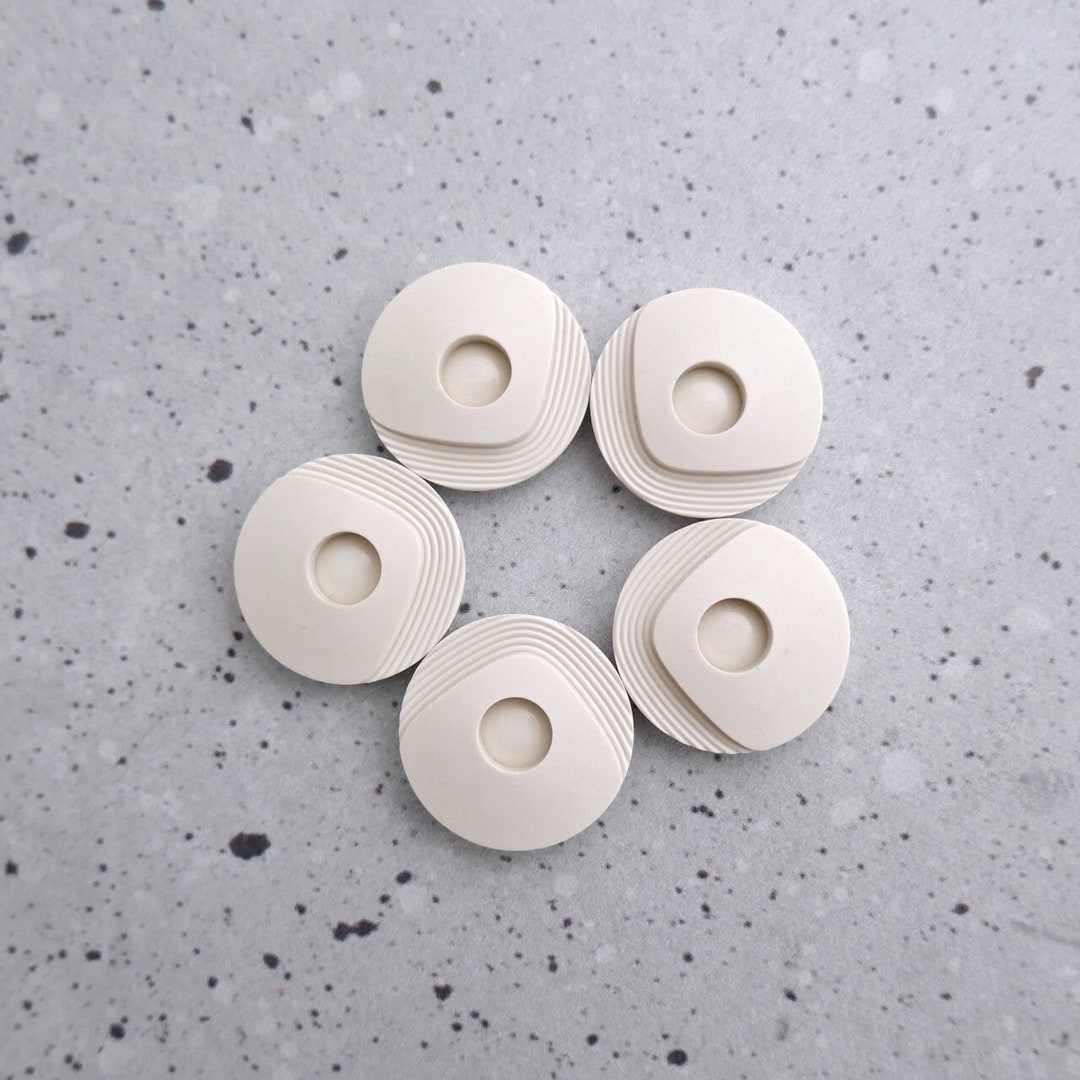 Carved White Shanks, 28mm 1-1/8 Inch - Warm White Geometric Deco Coat ...