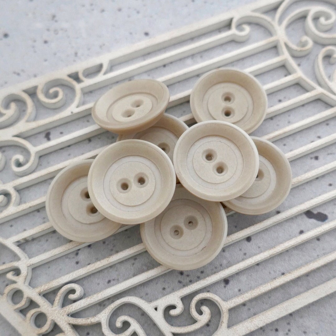 1940's Oyster Beige Buttons, 23mm .90" - Satin Finished Natural Wool ...