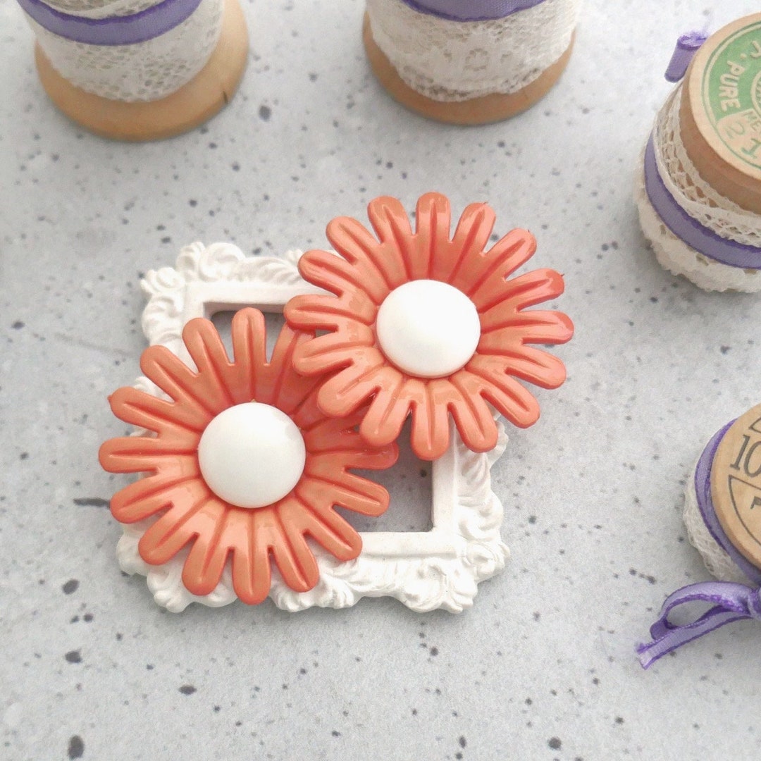 Huge Flower Buttons 40mm 1.57 Inch Large Daisy Sewing - Etsy