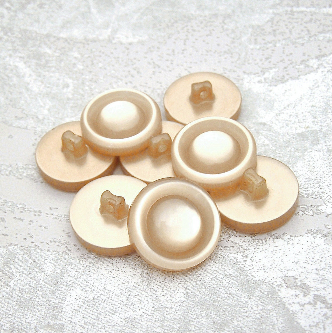 Luminescent Beige Buttons 19mm 3/4 Inch Lucite Beige - Etsy