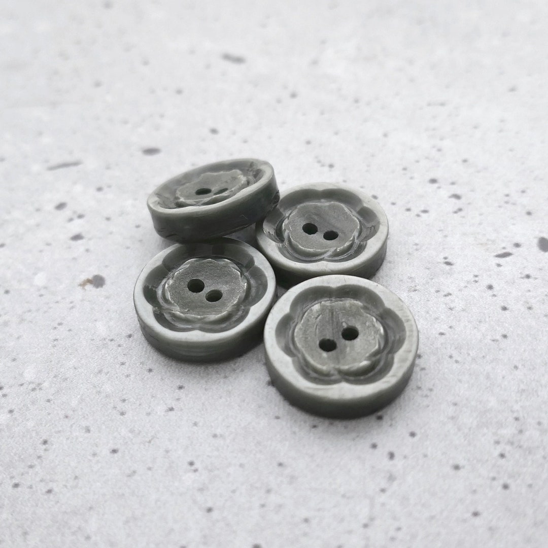 Gray Flower Buttons, 22mm 7/8 Inch - Thick Mineral Grey Carved Floral ...