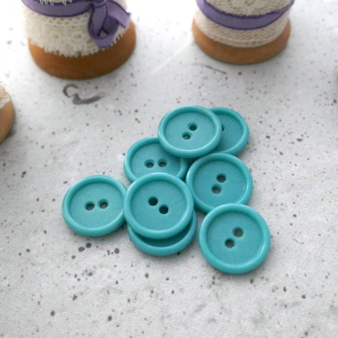 Blue Sew-through Buttons, 19mm 3/4 Inch - 1970s Light Turquoise Blue 2 ...